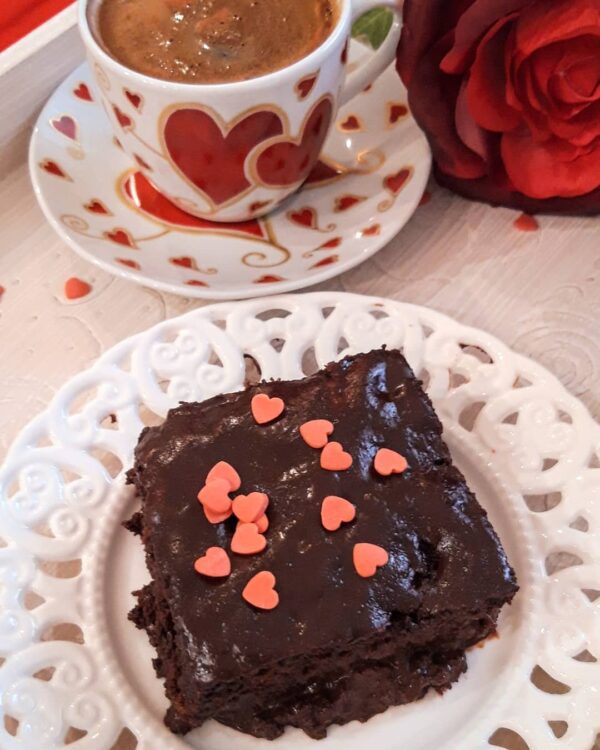 Moist Greek Chocolate Cake: Sokolatopita Recipe - Greek Dish Recipes